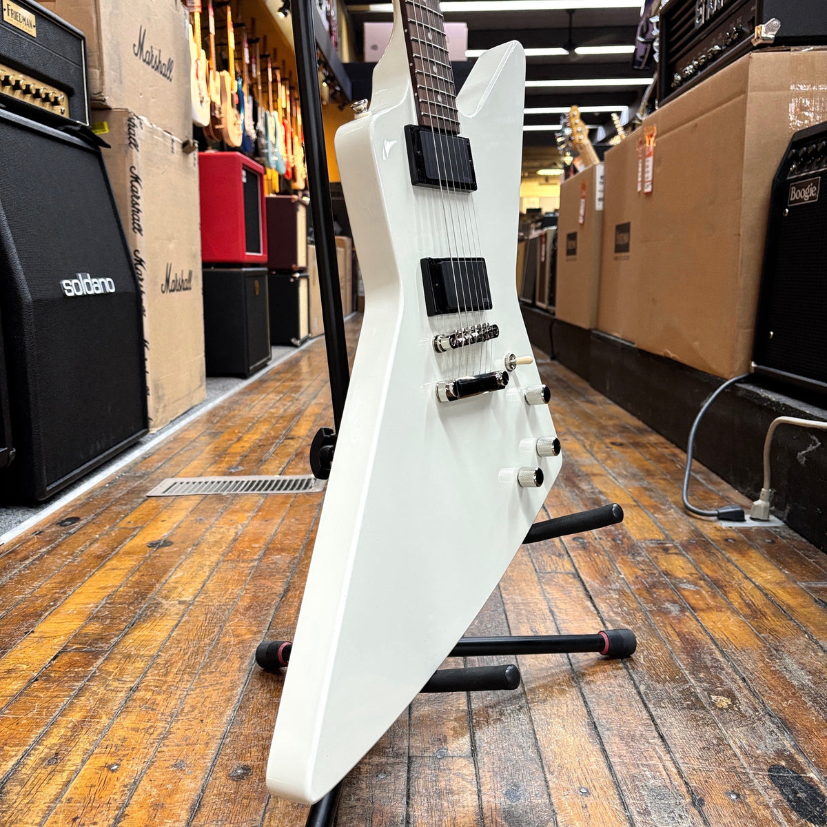 Epiphone Explorer '80s EMG Electric Guitar Classic White w/Padded Gig ...