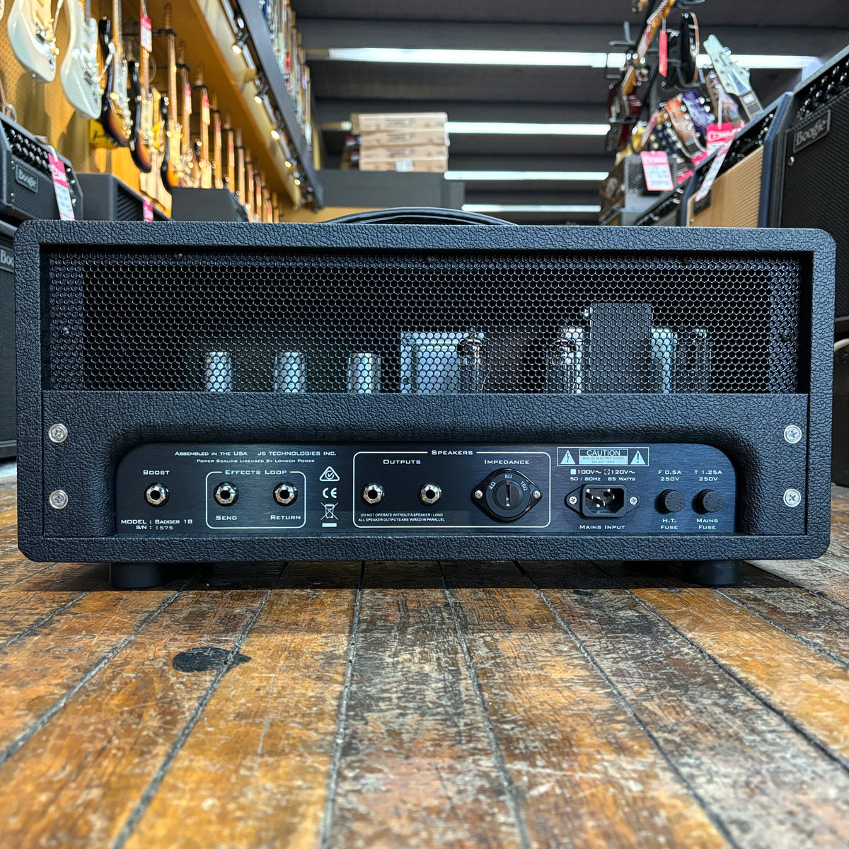 Suhr Badger 18 18-Watt Tube Guitar Amp Head w/Footswitch, Cover – Music ...